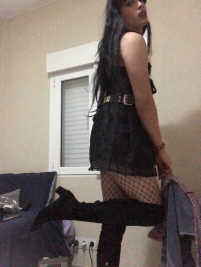 Nevaljale devojke - Hotline Srbija - Vruci razgovori